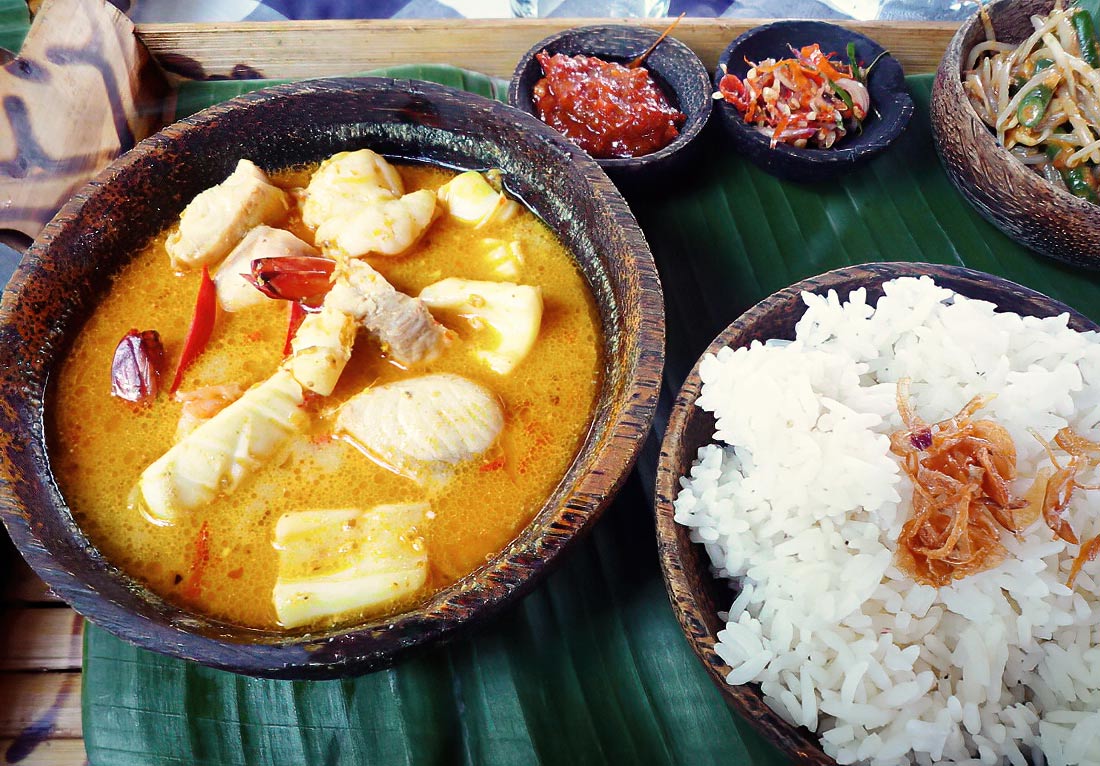 Balinese Fish and Seafood Curry - Gourmet - GuideBG