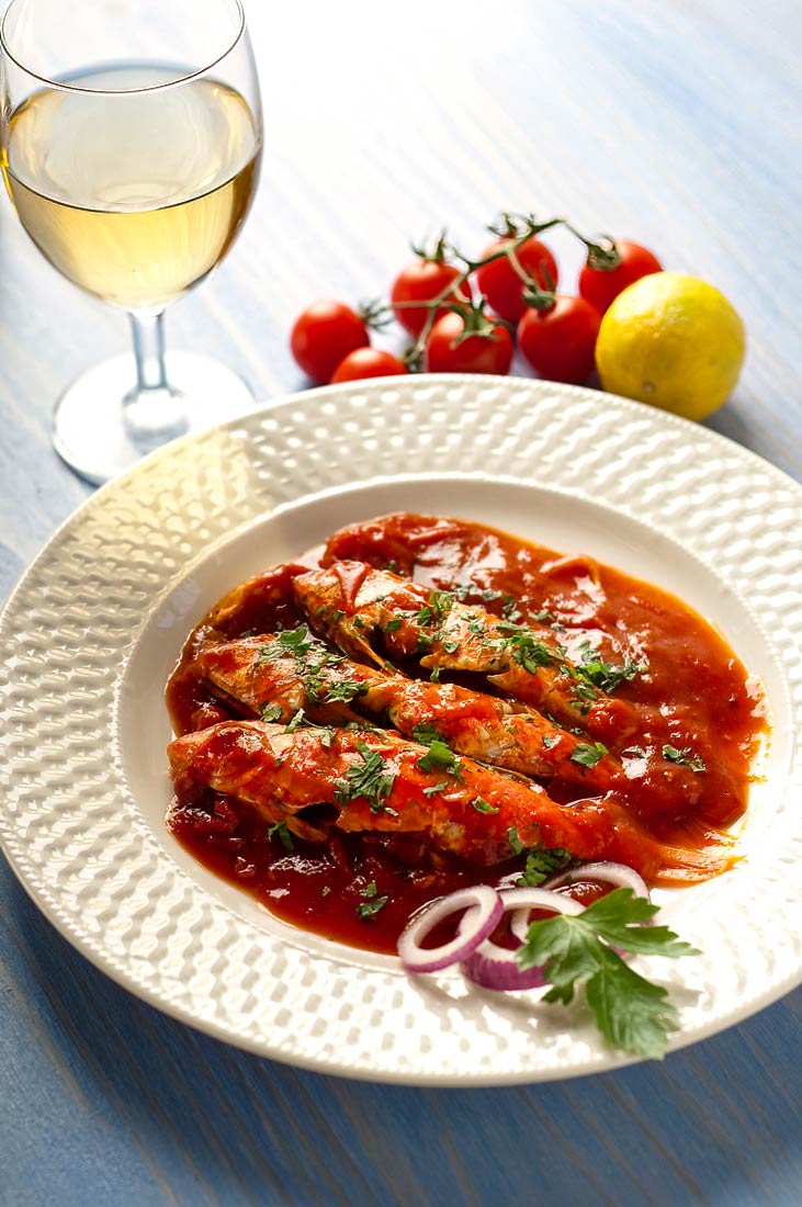 Livornese Red Mullets – Traditional Tuscan Recipe - Gourmet - GuideBG
