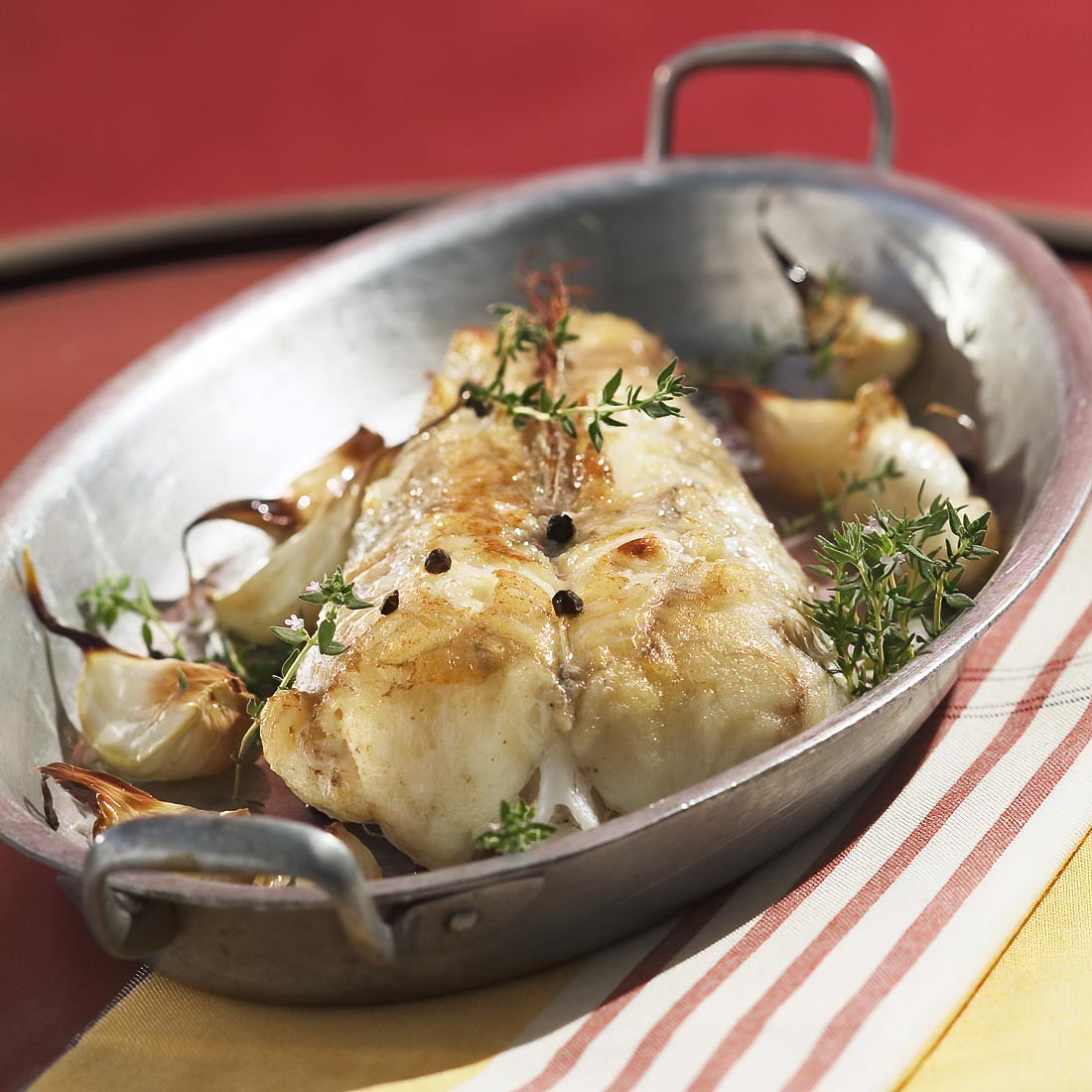 Oven-Baked Monkfish with Garlic and Thyme - Gourmet - GuideBG